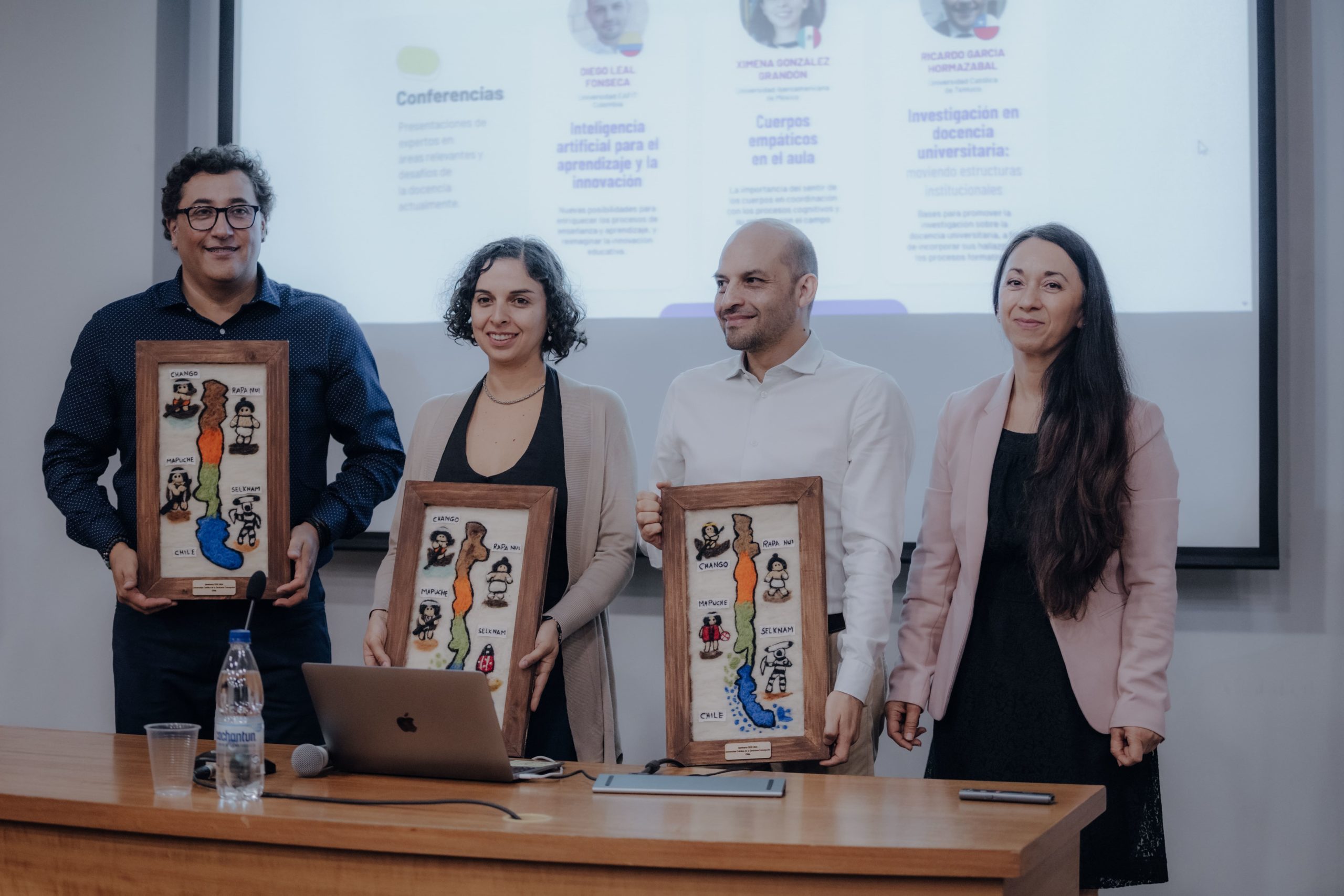 ALV08954 - Centro de Innovación y Desarrollo Docente